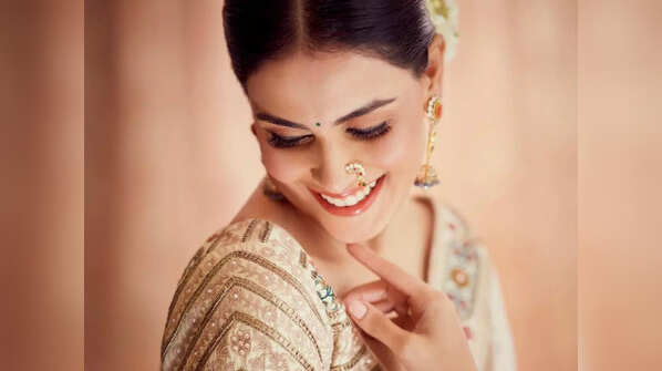 Genelia D'Souza is the epitome of elegance in this sari