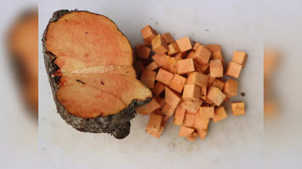 Diwali 2023: This is why Jimikand is cooked on this day