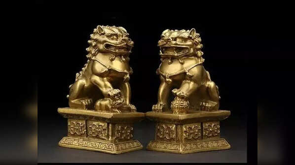 Laughing Buddha to Tortoise: Importance of popular Fein Shui signs