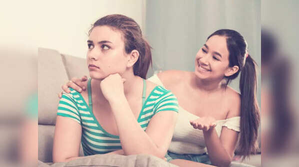 Have a jealous sibling? This article is for you