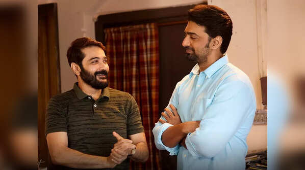 ‘Kacher manush’: 5 reasons why you shouldn’t miss the Dev-Prosenjit starrer