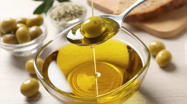 Olive Oil Benefits: 5 proven health benefits of adding olive oil to the ...
