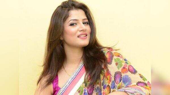 Mimi, Raj, Nusrat inspire people to vote