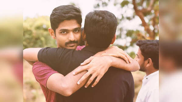 5 signs your "best friend" is using you | The Times of India