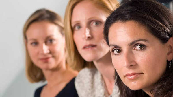 Body language tips to appear more confident