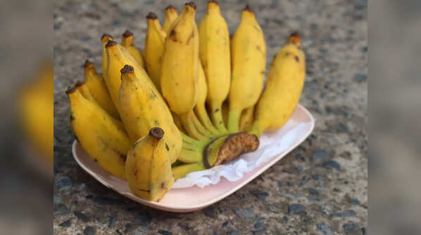 Miniature Bananas: Desi Elaichi Bananas and their benefits