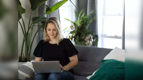 How to stop procrastinating at work and be more productive