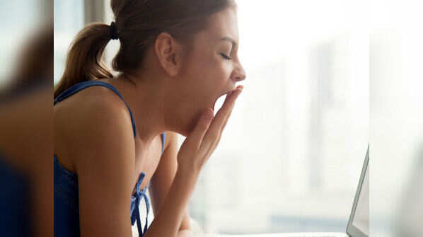 Excessive yawning is telling you about these health dangers