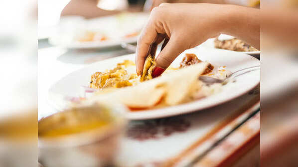 The science behind eating with hands and its untold benefits