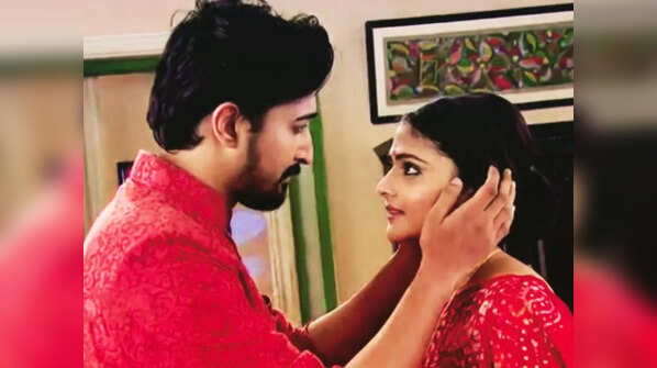 Daily soap ‘Jhumur’ to web series ‘Bhagar’: A look at actors Aindrila ...