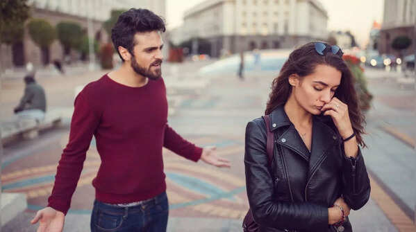 7 hacks to diffuse conflict with your partner, as per psychology