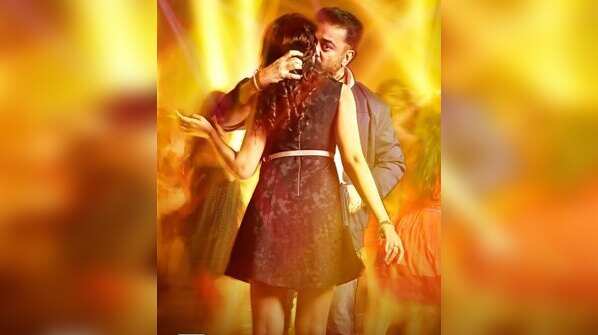 Leaked and on-screen lip-locks of actors!