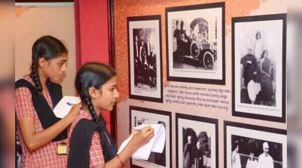 Soon, digitalised unpublished version of Nehru's handwritten autography