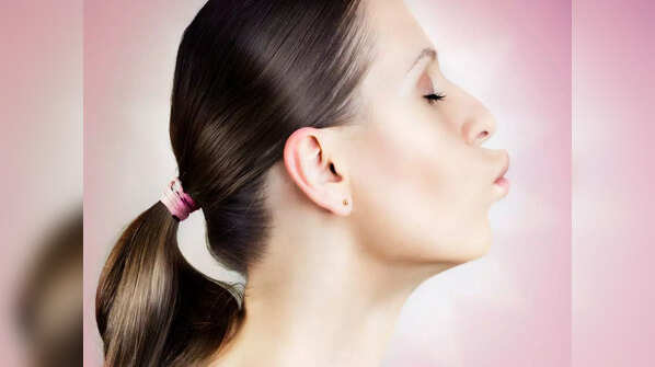 Lose face fat and double chin with these face yoga exercises