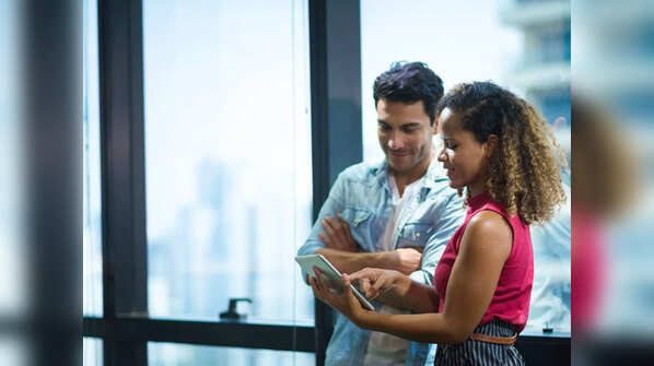 Easy tips to become popular in office