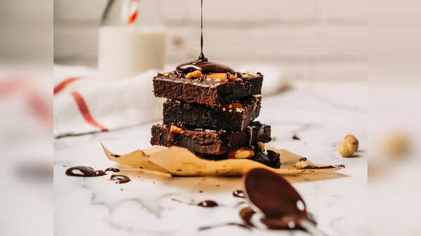 5 ways chocolate can actually help us feel happier