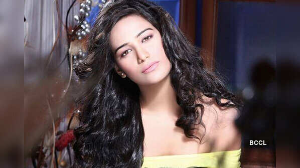Poonam Pandey trends on Twitter