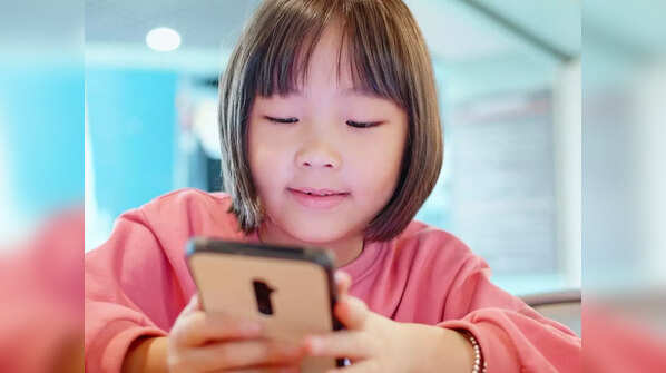 5 ways parents can help their insecure kids