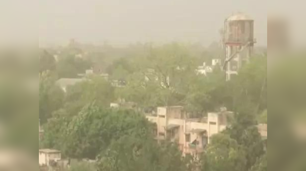 Rain Lashes Delhi Ncr Brings Respite From Heat