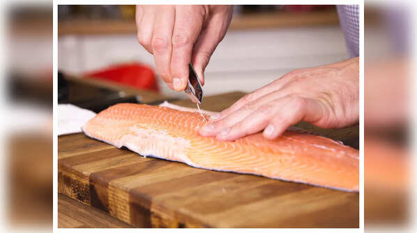 7 tips to keep in mind while cooking fish at home