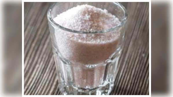 Why you should drink Himalayan salt water first thing in the morning