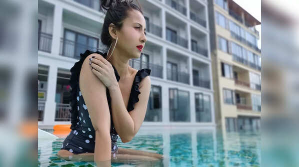 Bold and beautiful! Devlina Kumar to Mishmee Das: Bengali beauties set the temperature soaring ...