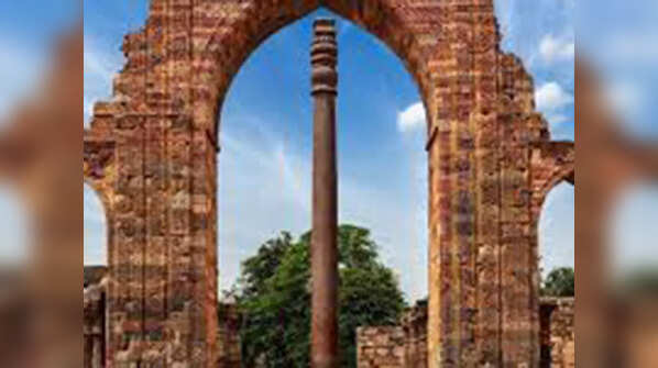 All about 1600-year-old Iron Pillar of Delhi that never rusts