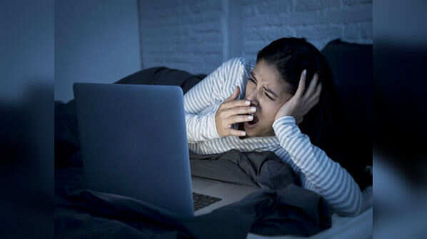 Excessive yawning is telling you about these health dangers