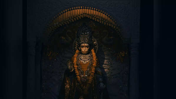 6 profound benefits of reciting Bajrang Baan daily