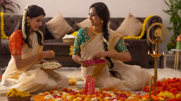 What are the 10 days of Onam and how is each day observed?