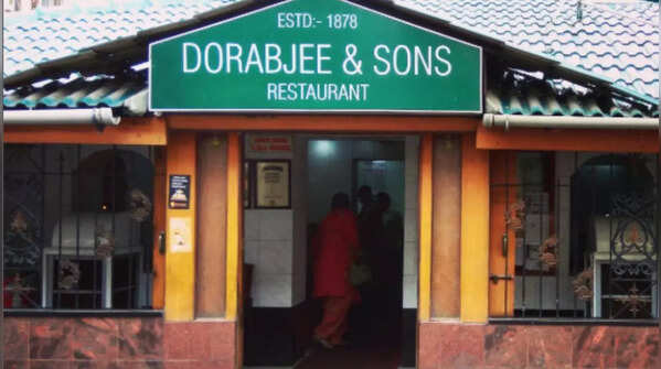 8 restaurants in India that are more than 100 years old