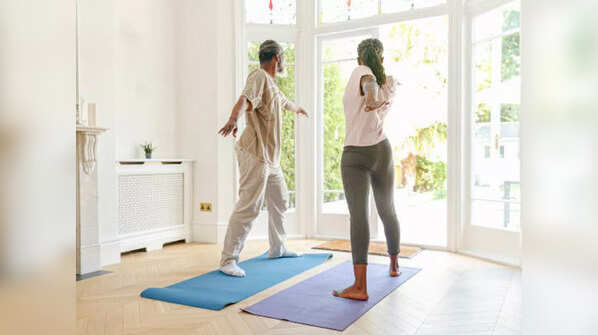 How to balance independence and togetherness in a relationship