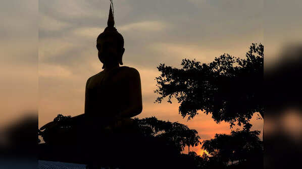 6 life lessons to learn from Lord Buddha that will help in spiritual ...