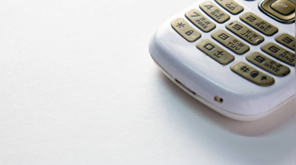 5 alternatives to smartphones parents must introduce their kids to