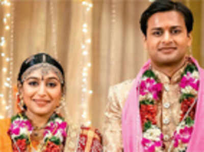 Padmapriya gets hitched