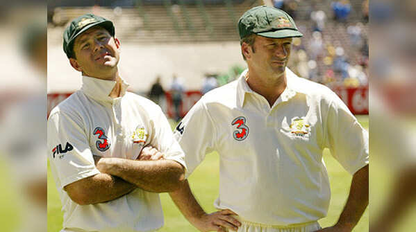 Ricky Ponting announces retirement