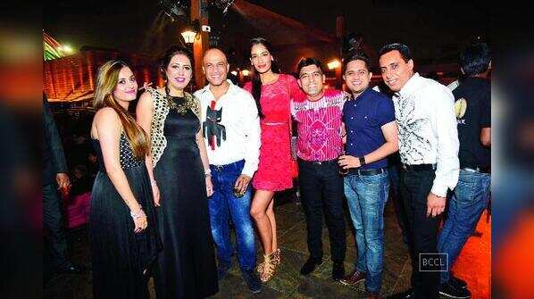 Amit Raheja hosts birthday bash in Delhi