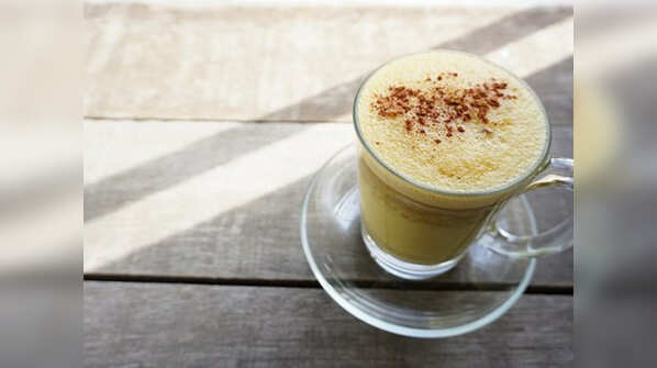 Nutritionist Rujuta Diwekar's haldi milk is all you need for good sleep