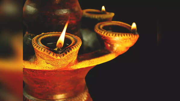 Magic of light: Rules for lighting diya in home temple