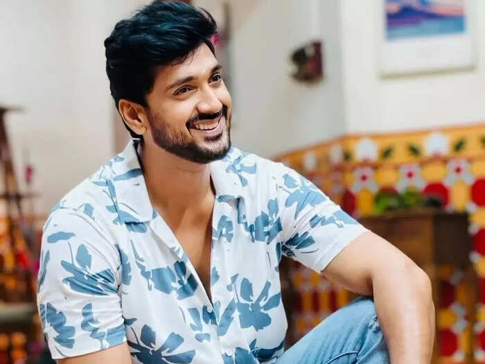 Bigg Boss Tamil 8 Launch Highlights: Vijay Sethupathi locks 18 ...