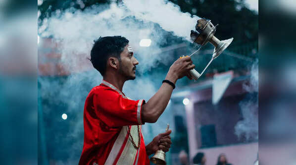 6 effective ways to offer prayer to Lord Shiva to receive his blessings