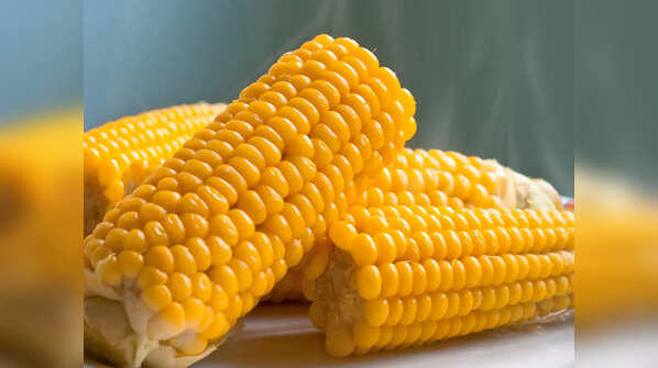 Pack these 5 foods in your lunch for complete daily nutrition