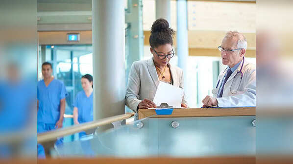 7 ways to have a healthy work relationship with your colleague