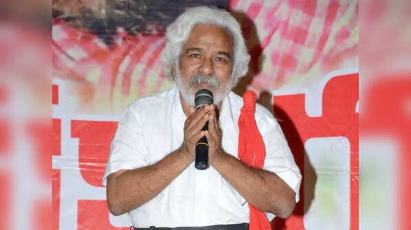 Revolutionary poet Gaddar's impact on Telugu cinema