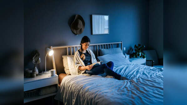 Somniloquy Causes: Somniloquy: Are you talking in your sleep? Learn ...