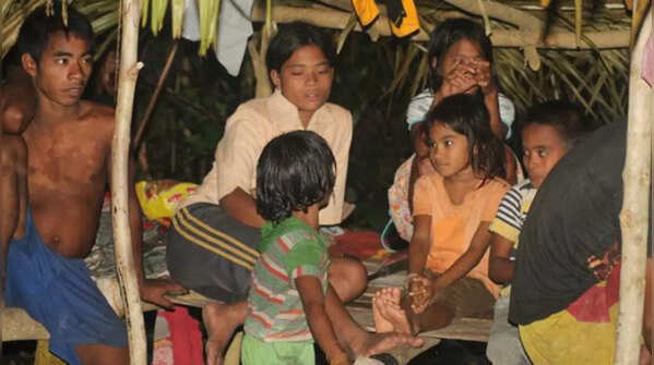 6 uncontacted tribes in the world: These people will never allow entry ...