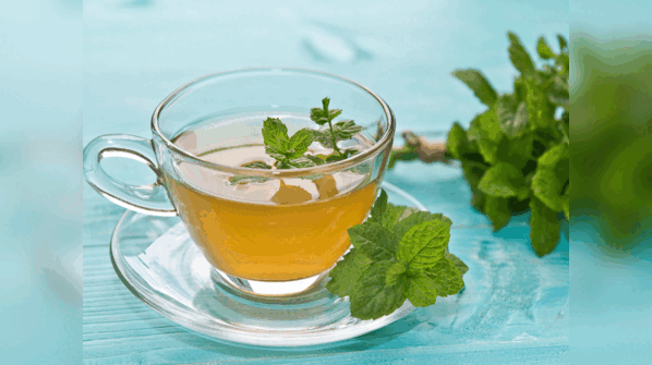 These drinks will cleanse and detox your liver while you sleep