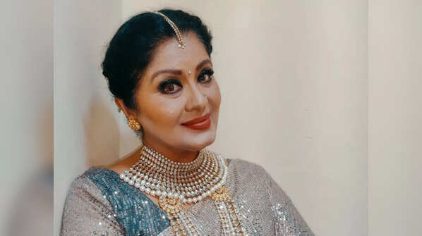 When Sudha Chandran eloped and got married, deciding to not have kids ...