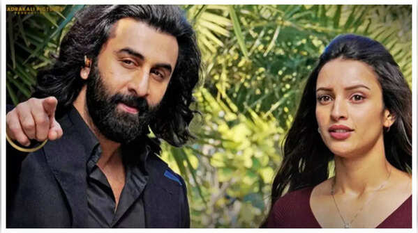 Maharaj 'Charan Seva' scene, Animal 'Lick my shoe' scene, Kabir Singh's ...