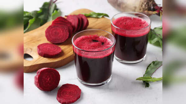 5 reasons to consume beetroot and amla shots on an empty stomach